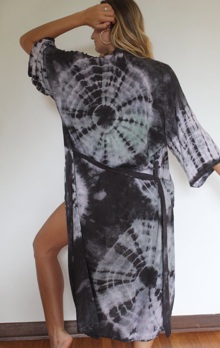 Greystone Tie Dye Embody Robe - Yoga Clothing by Daughters of Culture
